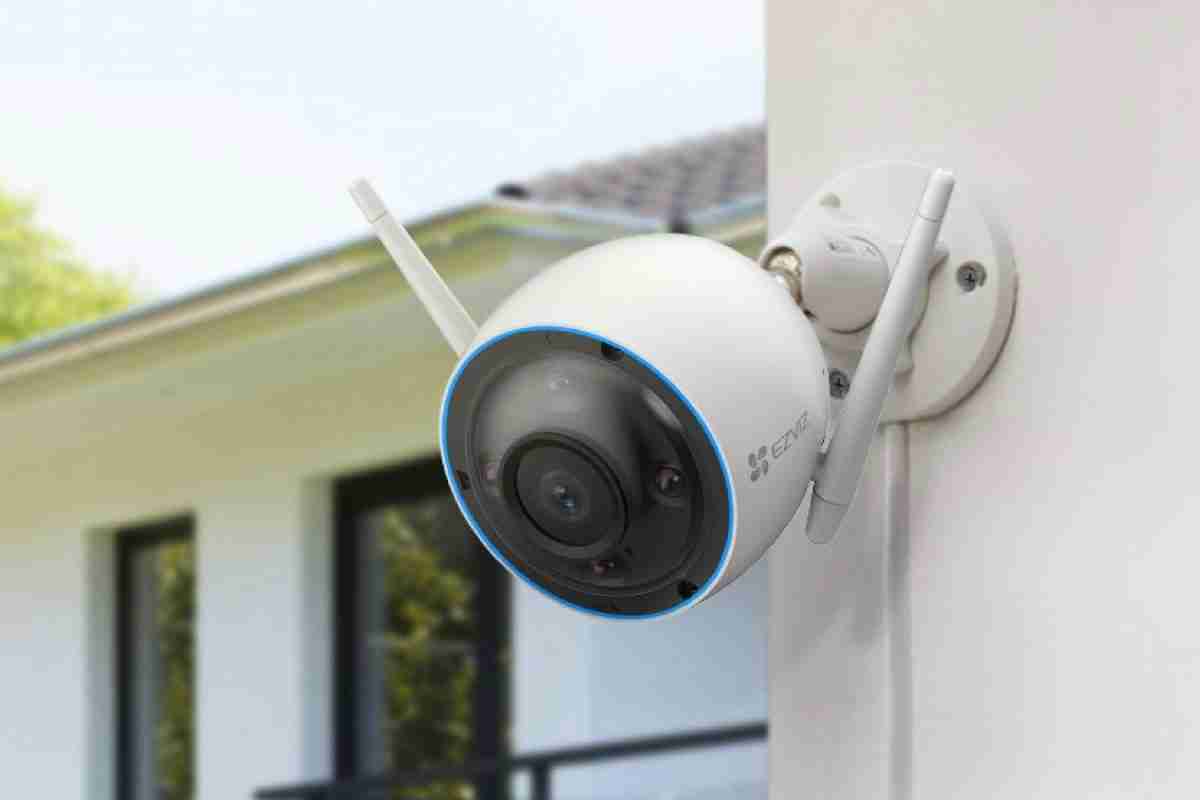 Rekomendasi CCTV EZVIZ Outdoor Terbaik 2025 – Pasitive CCTV